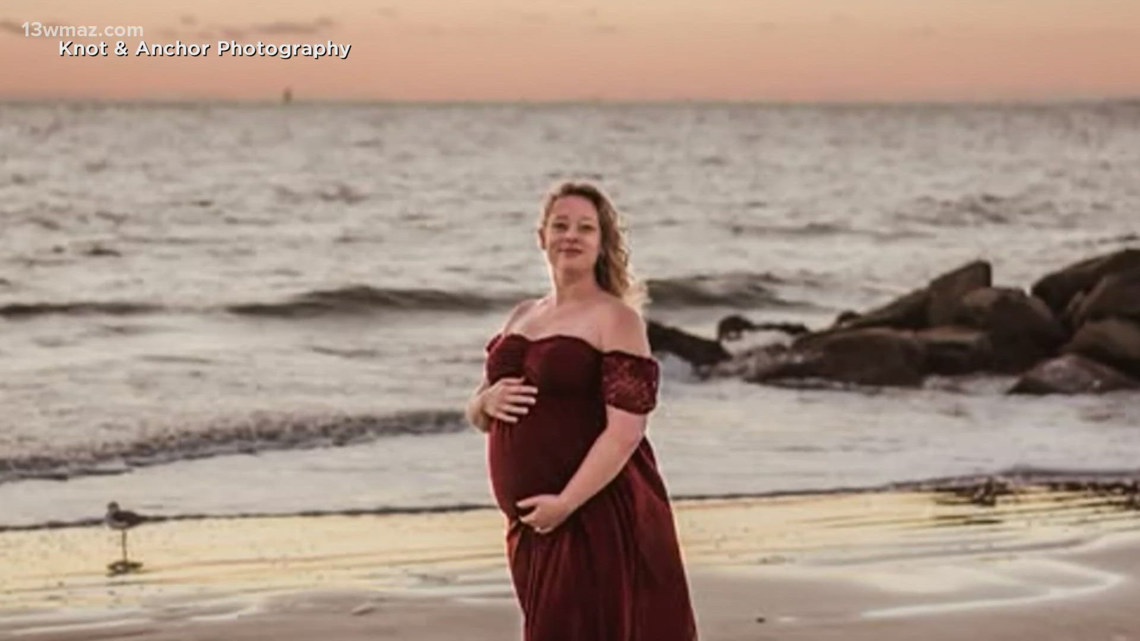 The latest on ICE shooting of Renee Nicole Good in Minneapolis | 13wmaz.com