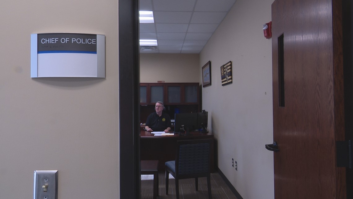 Roy Whitehead starts as Warner Robins interim police chief | 13wmaz.com