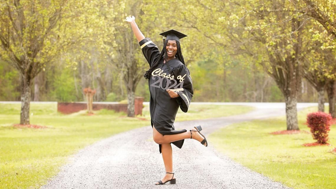 Peach County High School student graduates at top of her class | 13wmaz.com