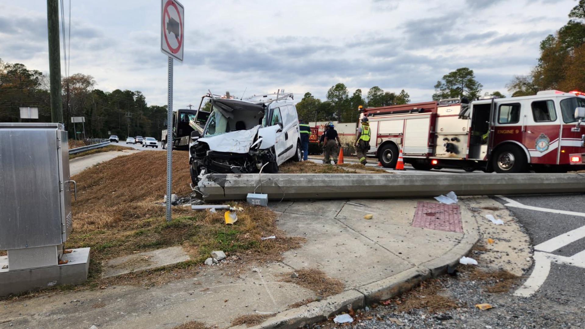 Traffic Update: Macon-Bibb issue timeline for replacing traffic signal ...