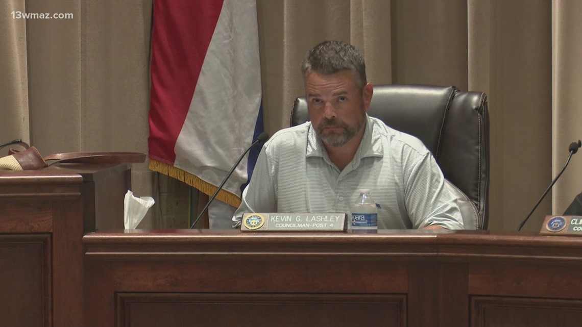 Warner Robins works to keep positive workplace environment | 13wmaz.com