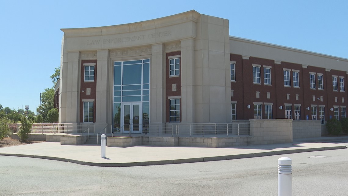 Warner Robins Police Department makes changes to hiring tests | 13wmaz.com