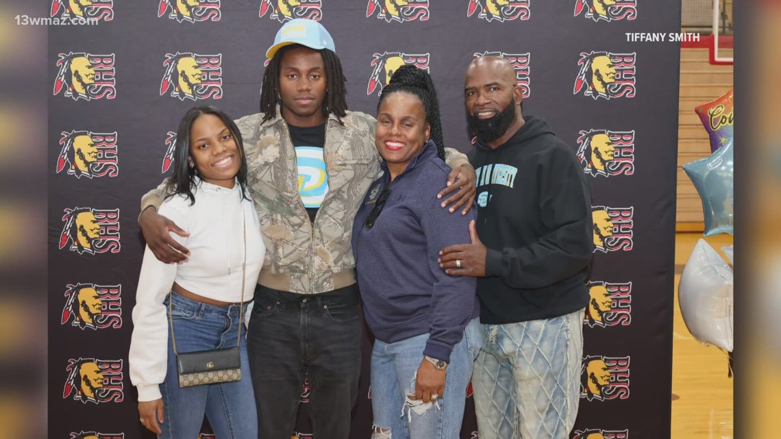 Baldwin County star Karez Demory signs to play basketball in college ...