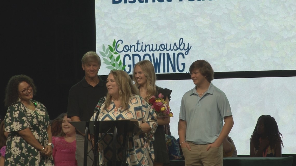 Jessica Hawk wins Houston County 2023 Teacher of the Year award ...