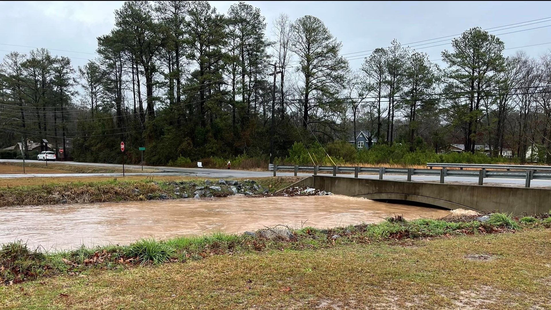 Road closures, storm damage and power outages in Central Georgia ...