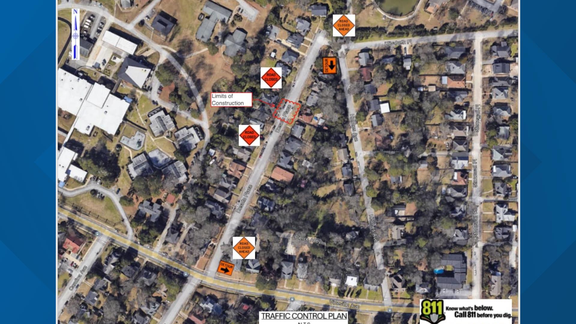 Sinkhole forces Macon Water Authority to close road near Vineville ...