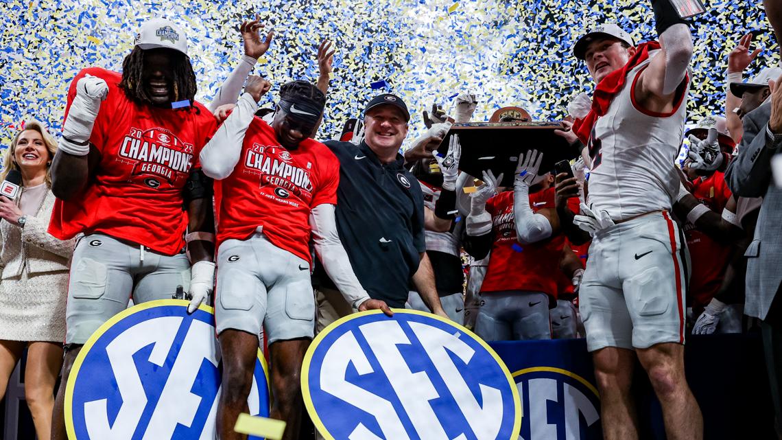 Georgia football's 2026 schedule announced | Here's who the Bulldogs ...