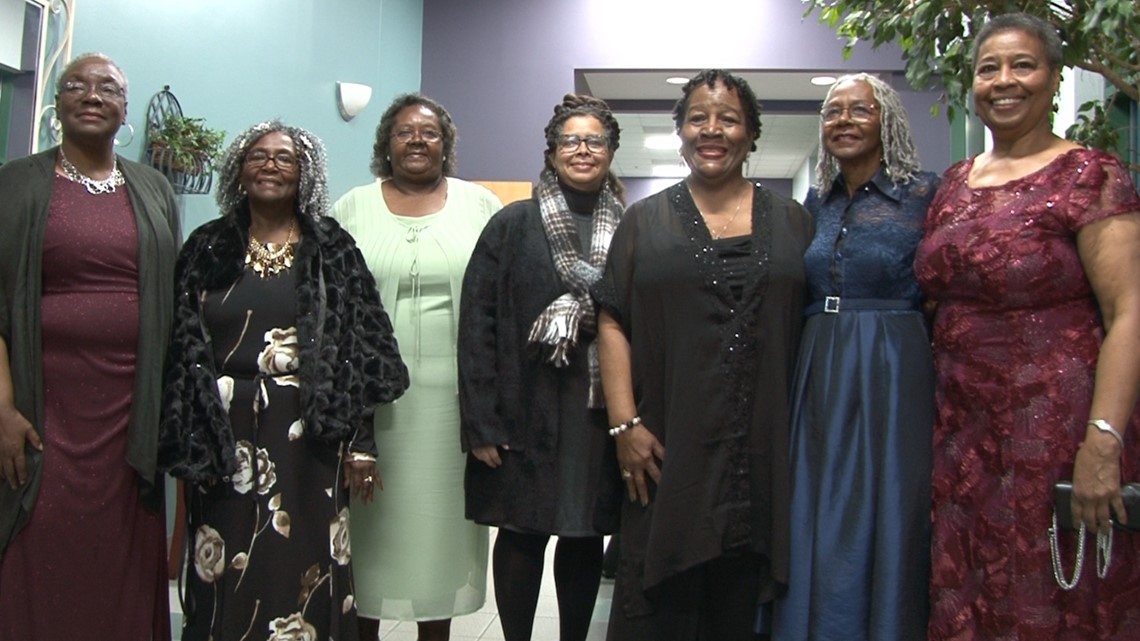 Dublin honors the first women to integrate Dublin High School | 13wmaz.com