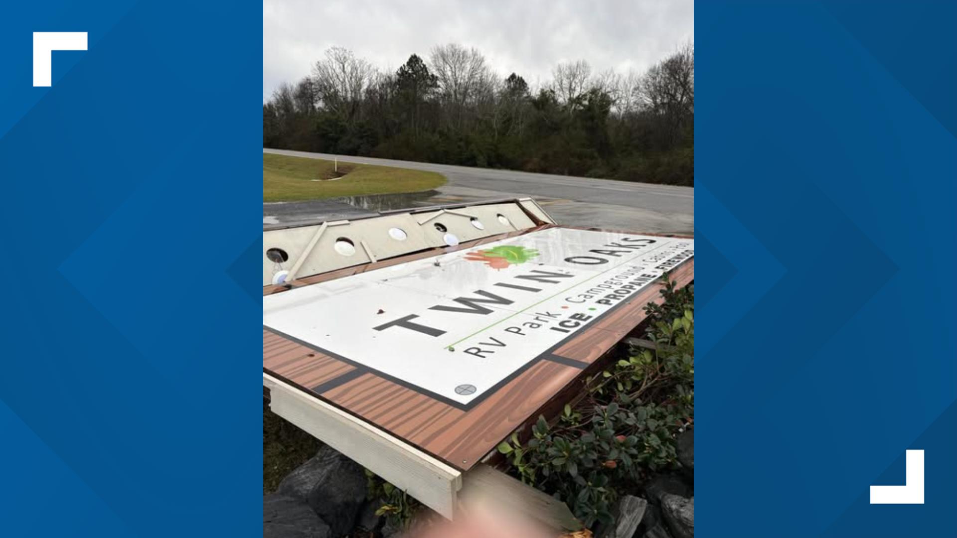 A look at the outages, road closures and damages in Central GA from the ...