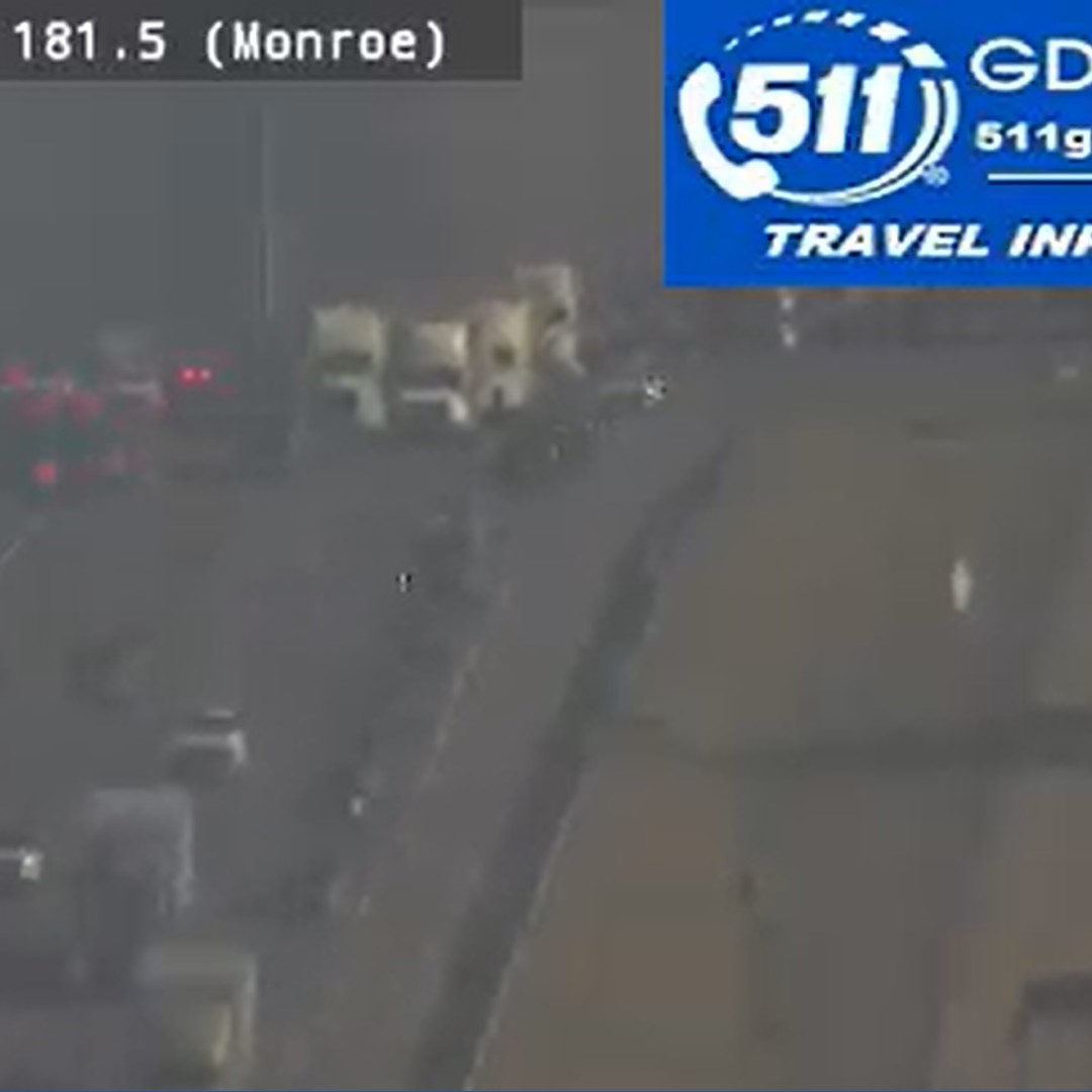 Grass fire causes right lane to be blocked on I-75 North by Dames Ferry ...
