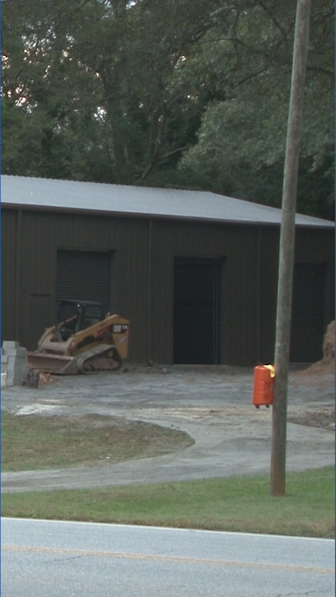 New Tucker Road house sparks neighbor concerns | 13wmaz.com