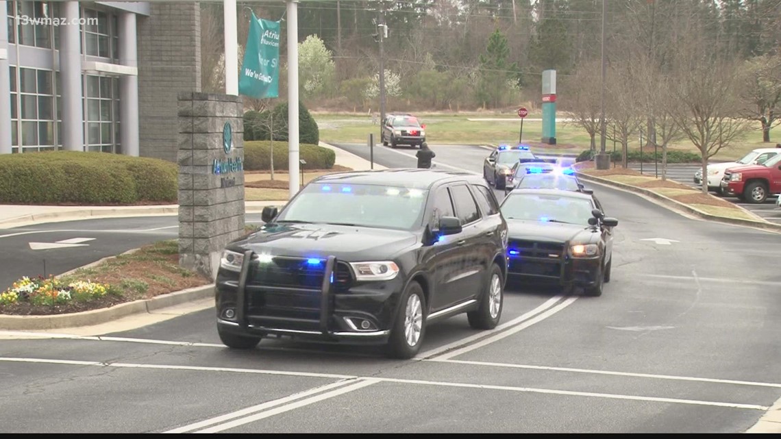Atrium Health Navicent holds Parade of Lights for staff | 13wmaz.com