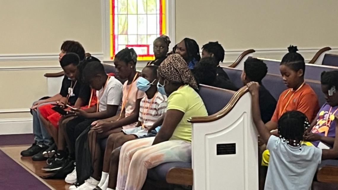 El Bethel Baptist Church holds back to school event | 13wmaz.com