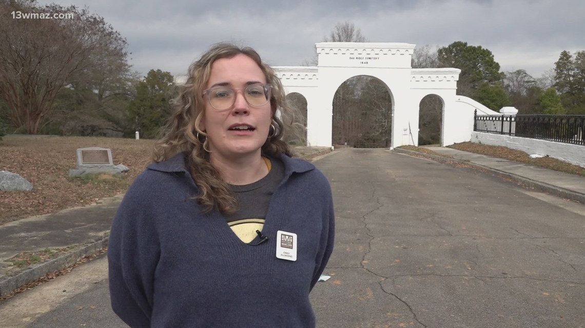 'Part of Macon’s history' | Volunteers clean up and preserve grave ...