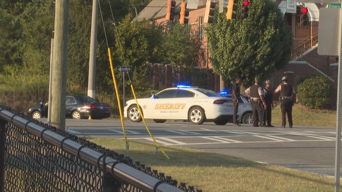 Live Mas, never forget: People mourn recently burned Taco Bell | 13wmaz.com