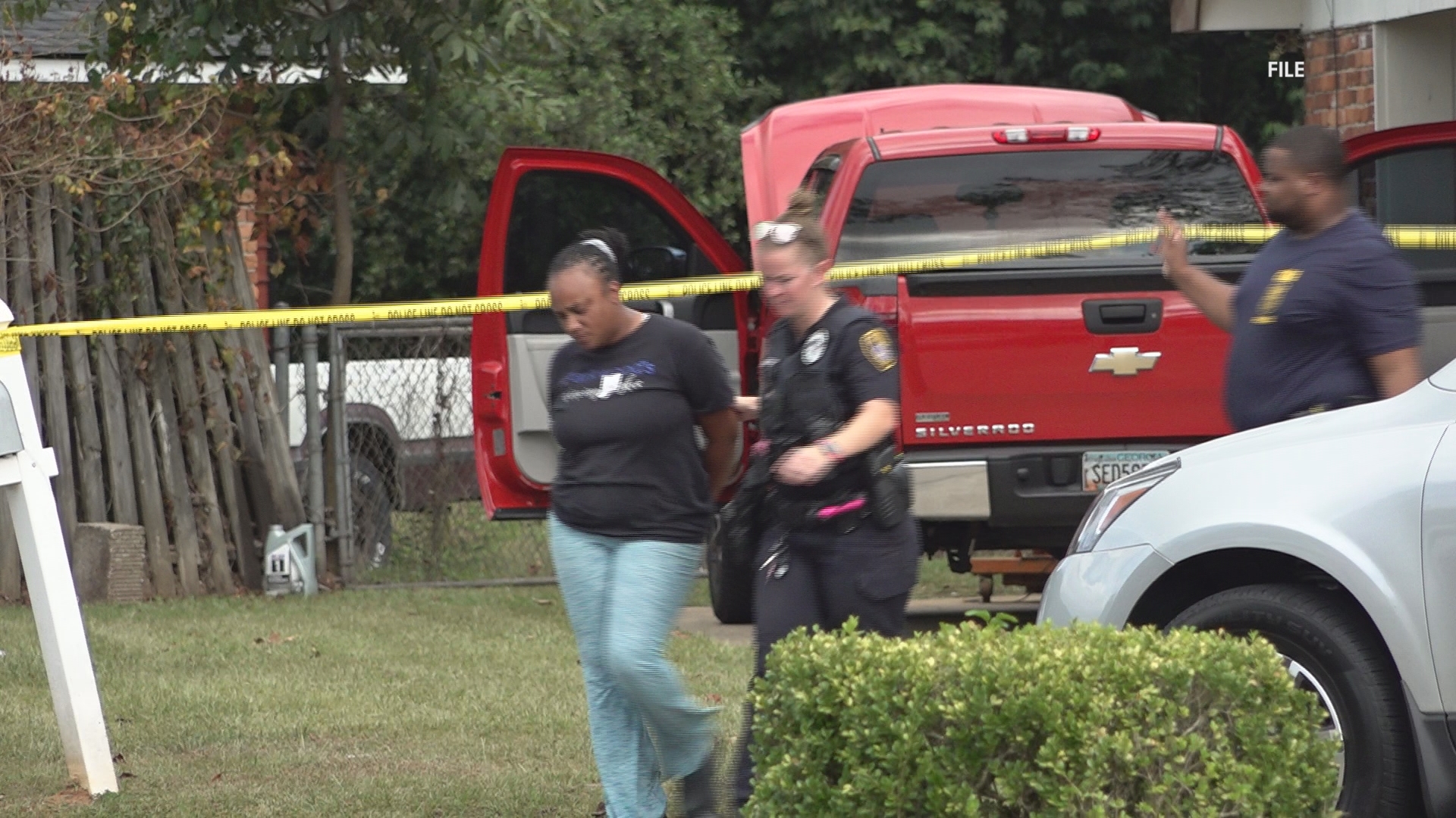 Major drug raid shakes Warner Robins neighborhoods 28 Arrested in gang ...