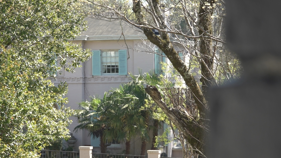 'We didn't think they were going to find him alive' | Neighbors speak ...