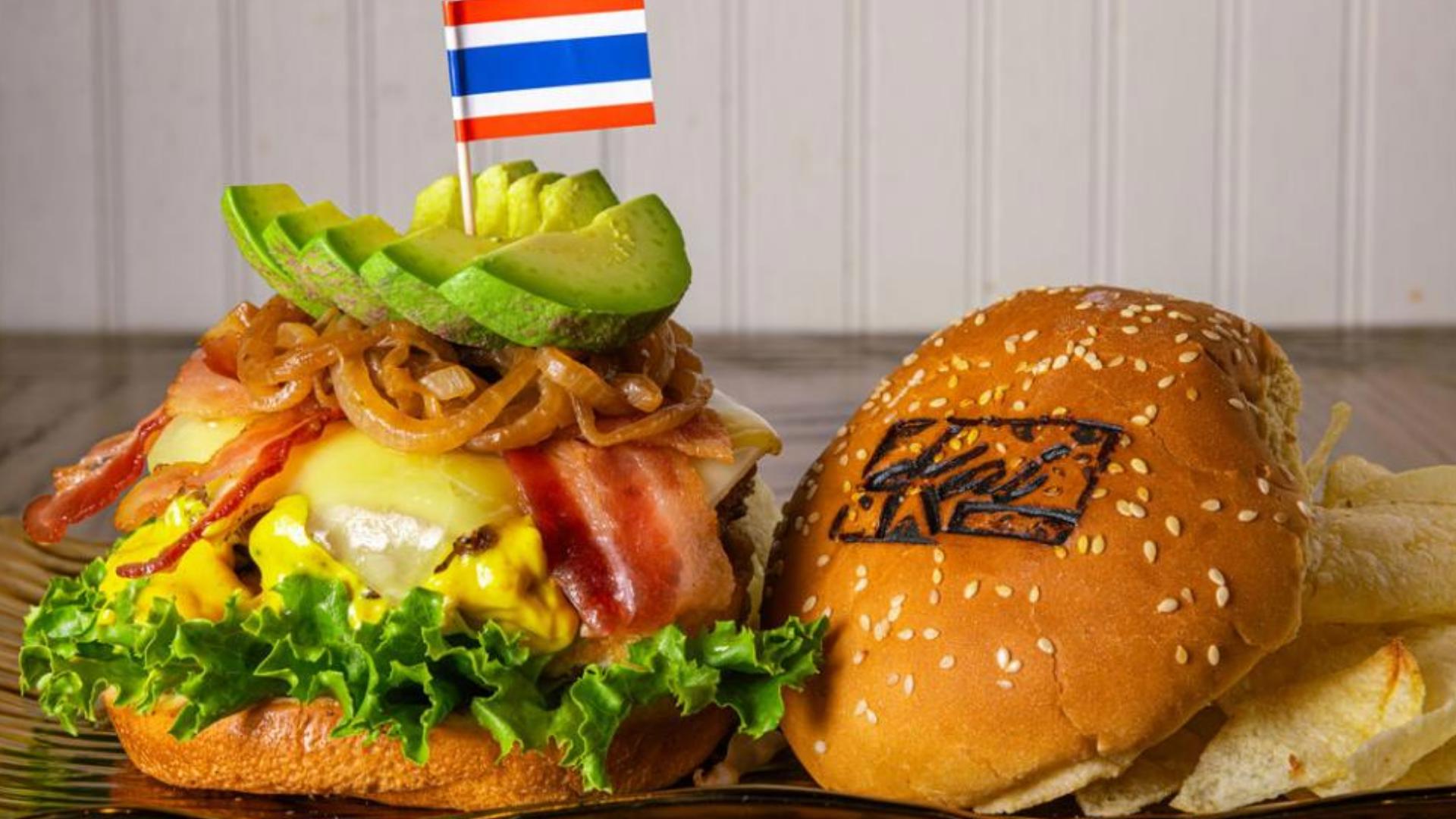 'Meat' the contenders for Milledgeville Burger Week | 13wmaz.com