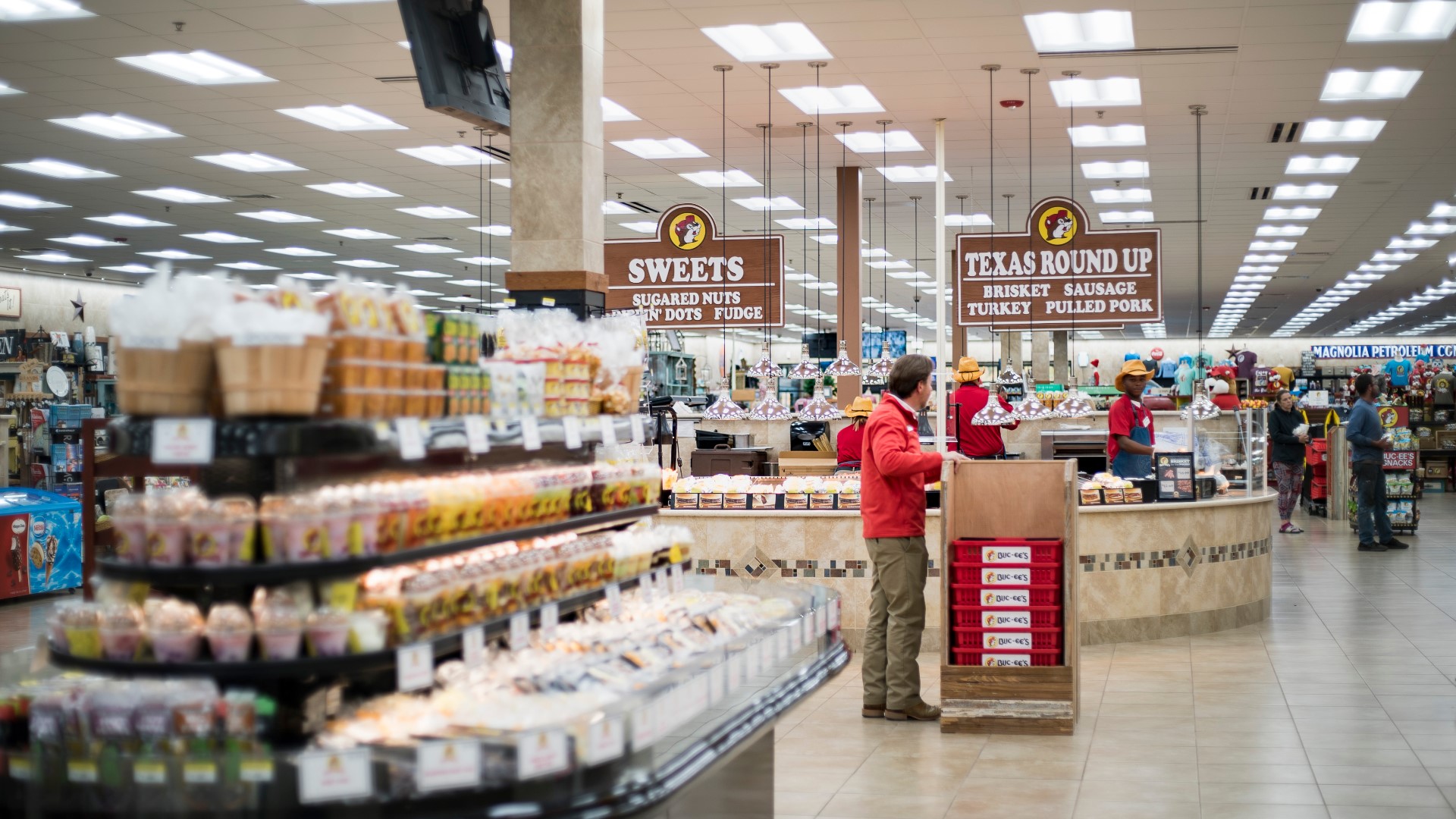 Buc-ee's: Inside look at the Texas-based convenience store chain ...