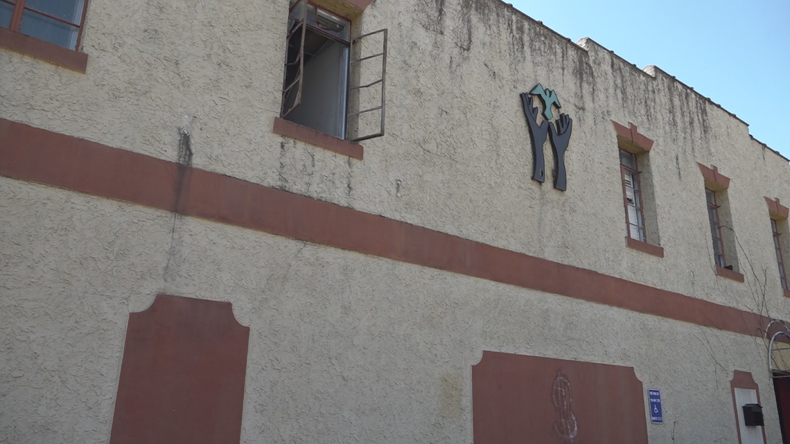 Macon-Bibb County fire officials investigate fires in vacant downtown ...