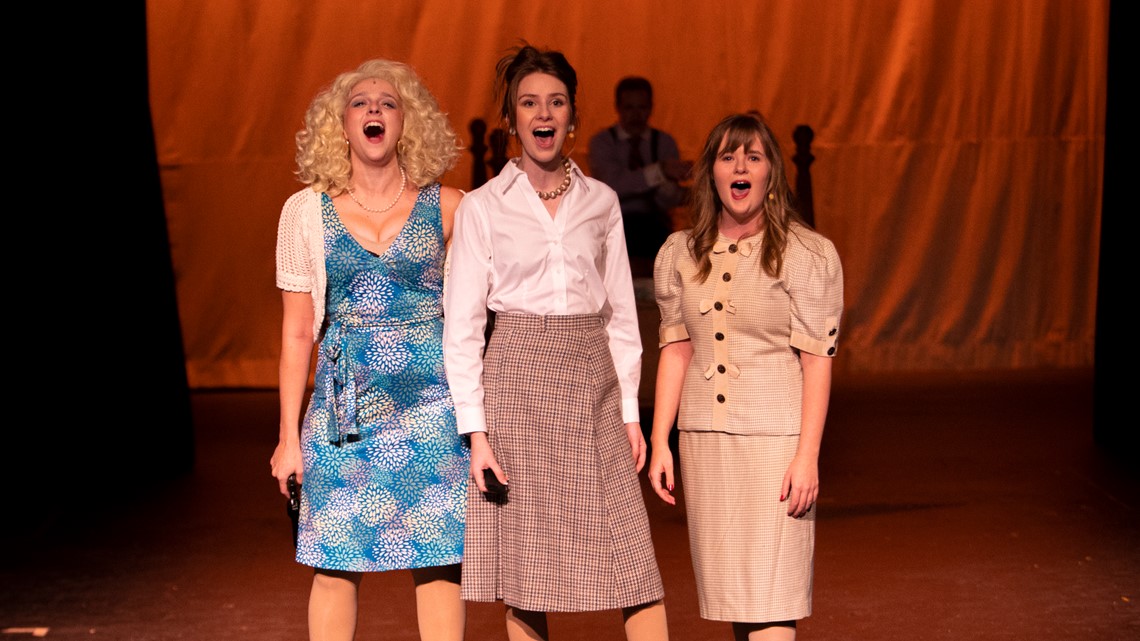 9 to 5: The Musical showing at Macon Little Theatre | 13wmaz.com