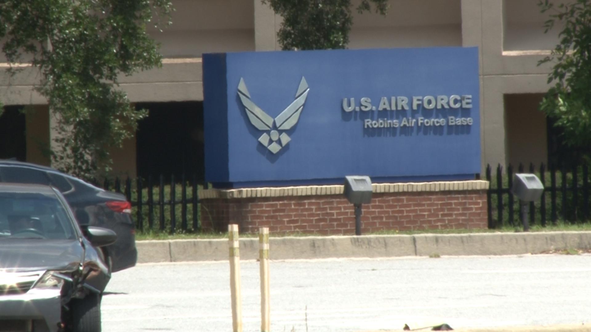 Federal workers at Robins AFB face new 'list accomplishments or resign ...