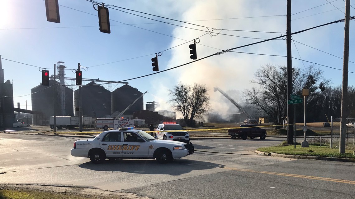 Fire in downtown Macon now under control, fire chief says | 13wmaz.com