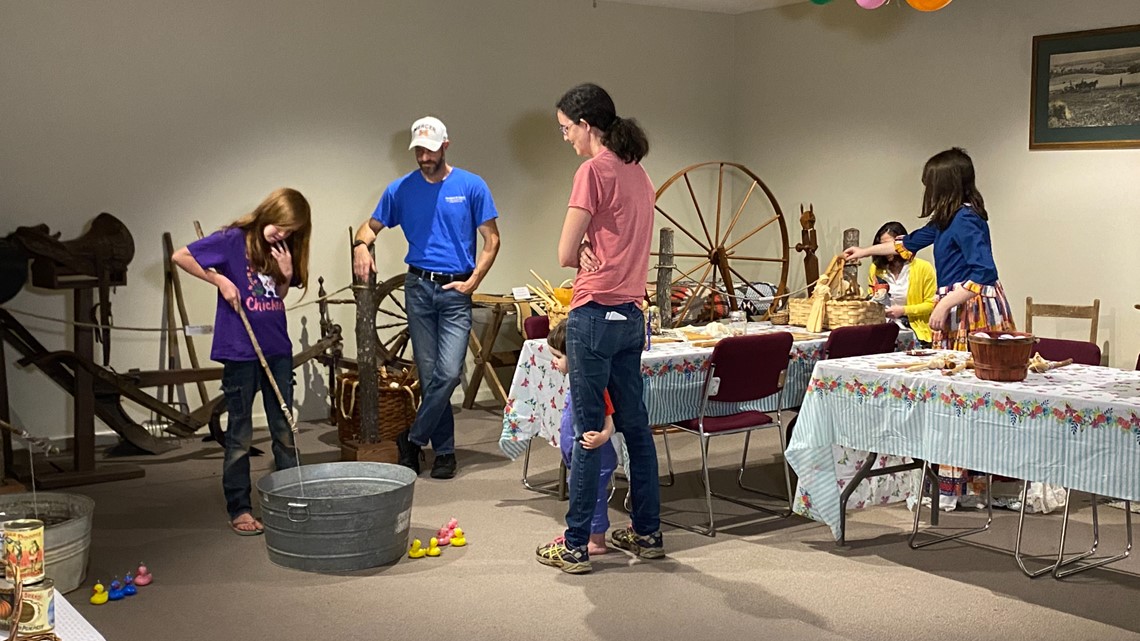 People celebrate Easter Sunday with egg hunt at Jarrell Plantation ...