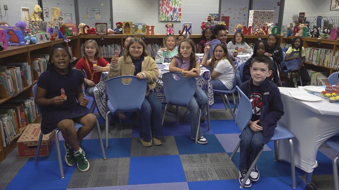 Macon's Skyview Elementary students sample books at tasting parties | 13wmaz.com
