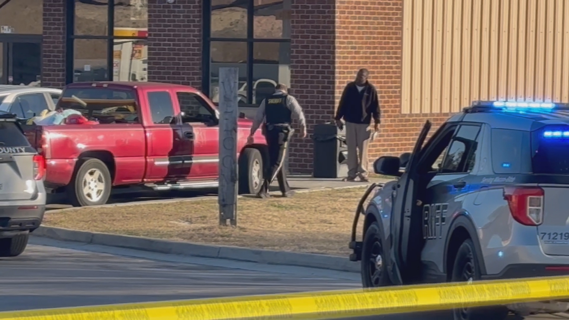 Man shot, killed at gas station on Eisenhower Parkway, Bibb County ...