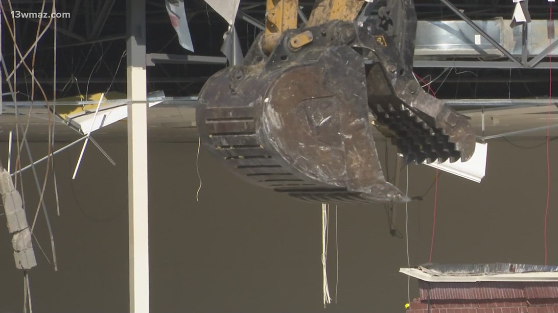 Former Target building in Macon being demolished, more than 20 years ...