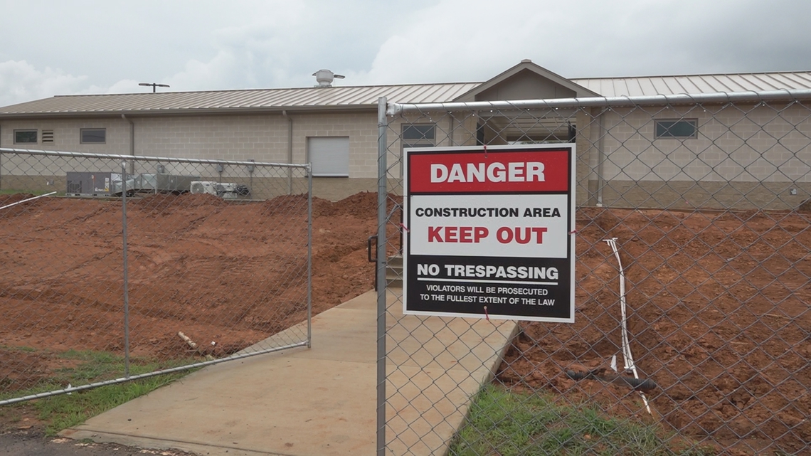 Construction delays post Walter B. Williams Park opening | 13wmaz.com