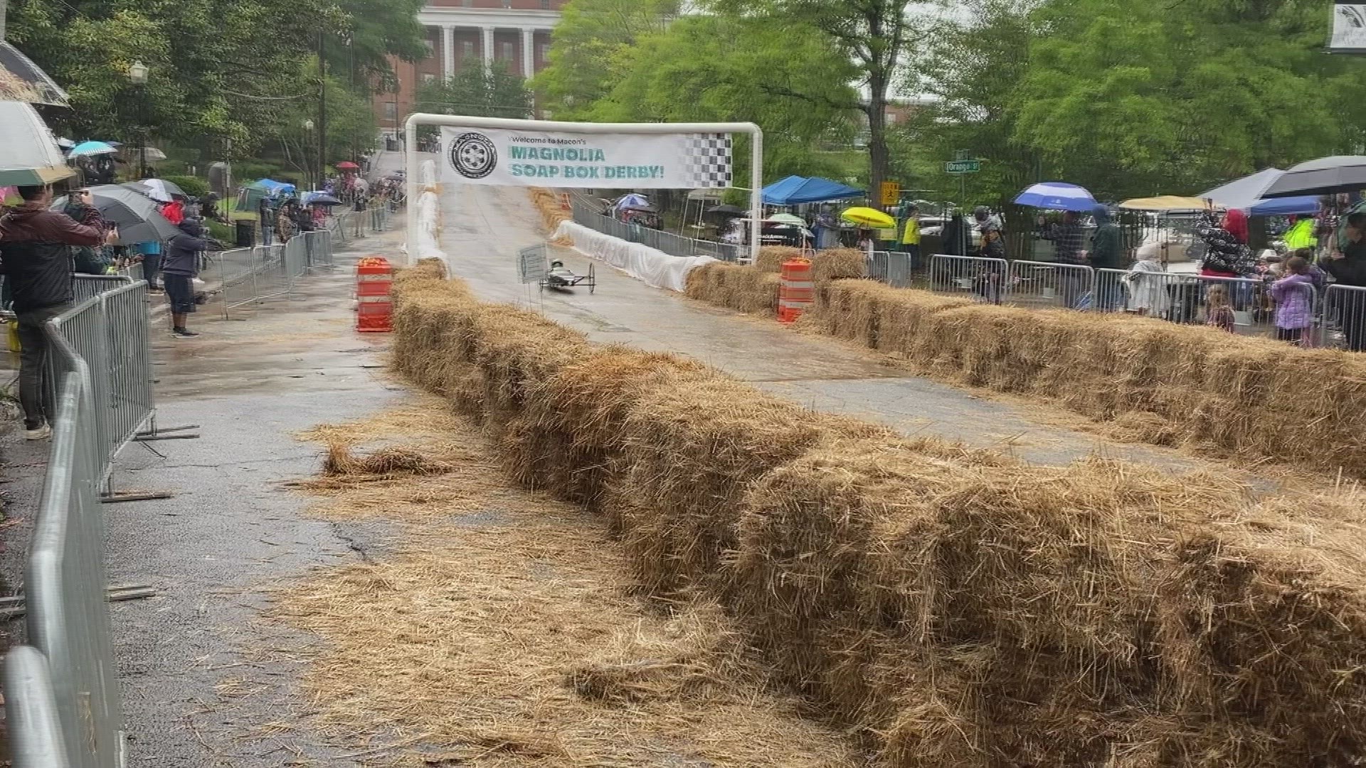 Magnolia soap box derby kicks off in downtown Macon | 13wmaz.com