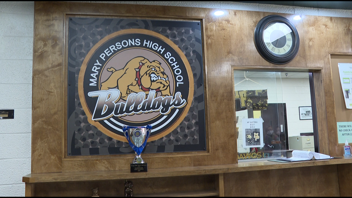 2020-21 Mary Persons High cheer team takes first state title | 13wmaz.com