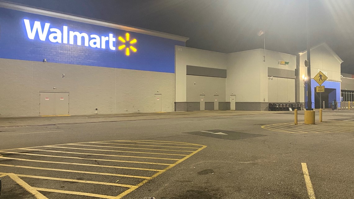 Man arrested after allegedly pointing stolen gun at woman in the ...