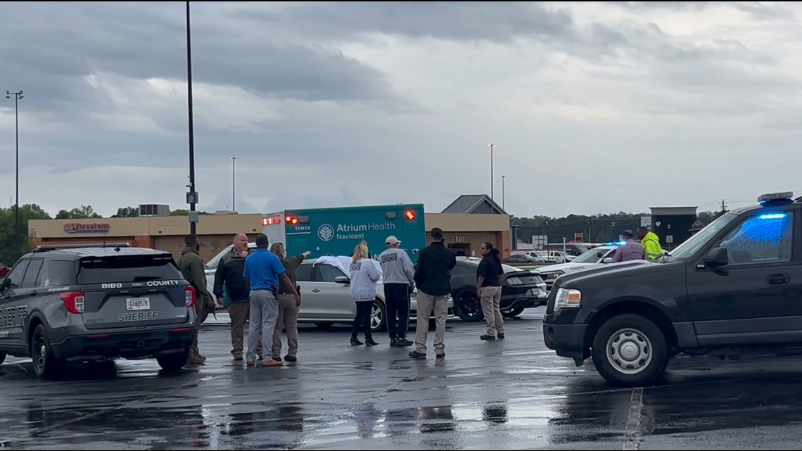 Macon Mall suicide investigated by local authorities, victim 21-years ...