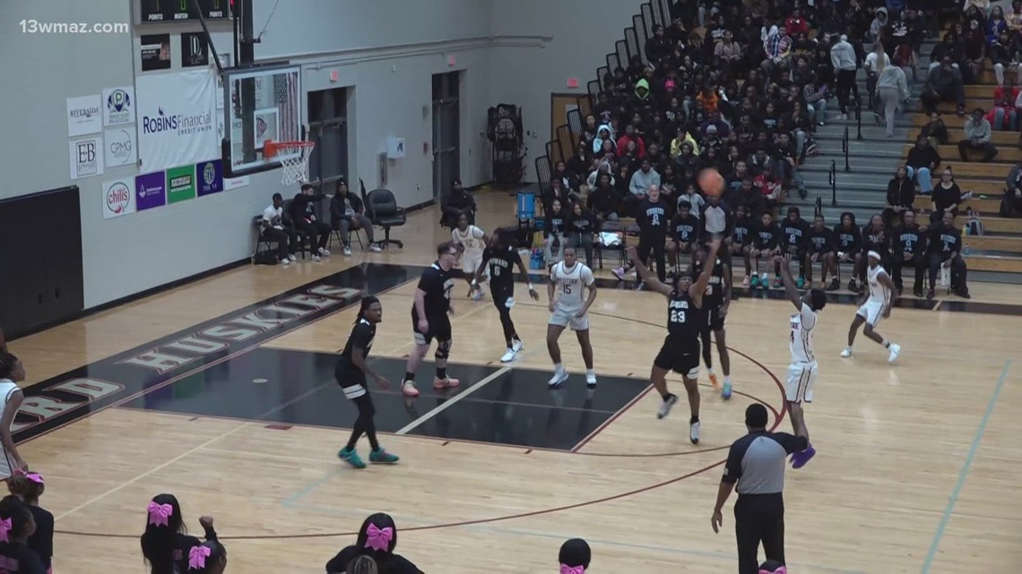 Westside basketball teams take on Howard High School in Macon hoops ...