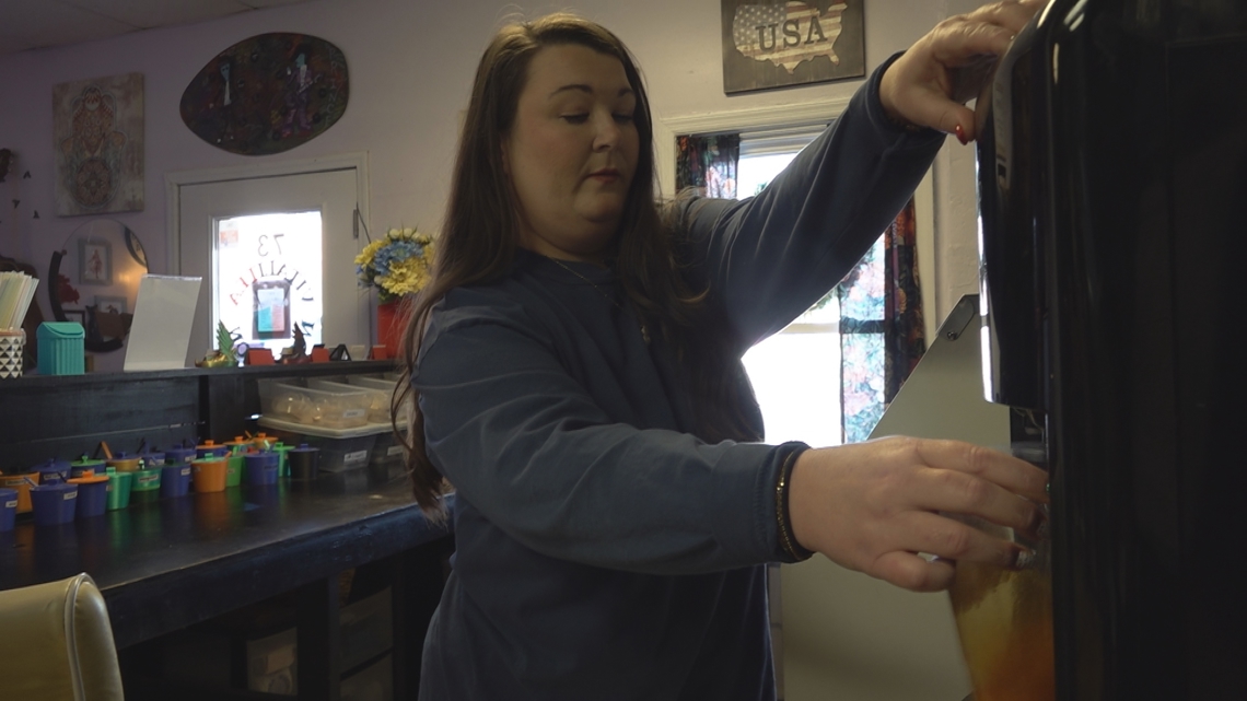 'The community has always shown up' | Hawkinsville tea shop wins 'Best ...