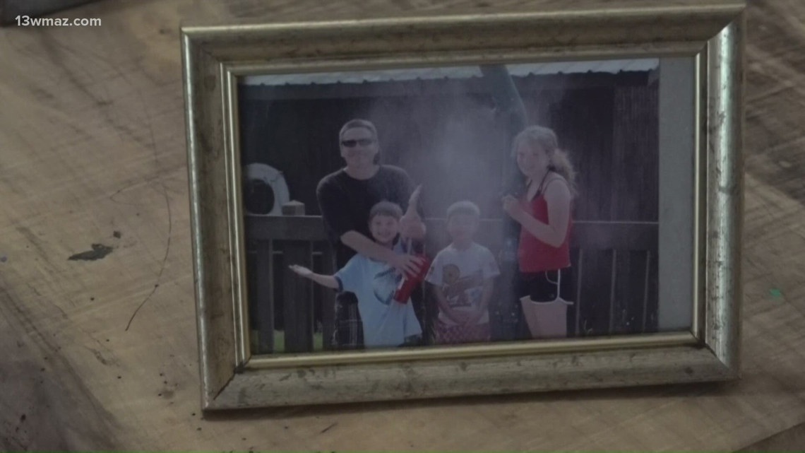 Forsyth family continues search for answers after son and brother ...