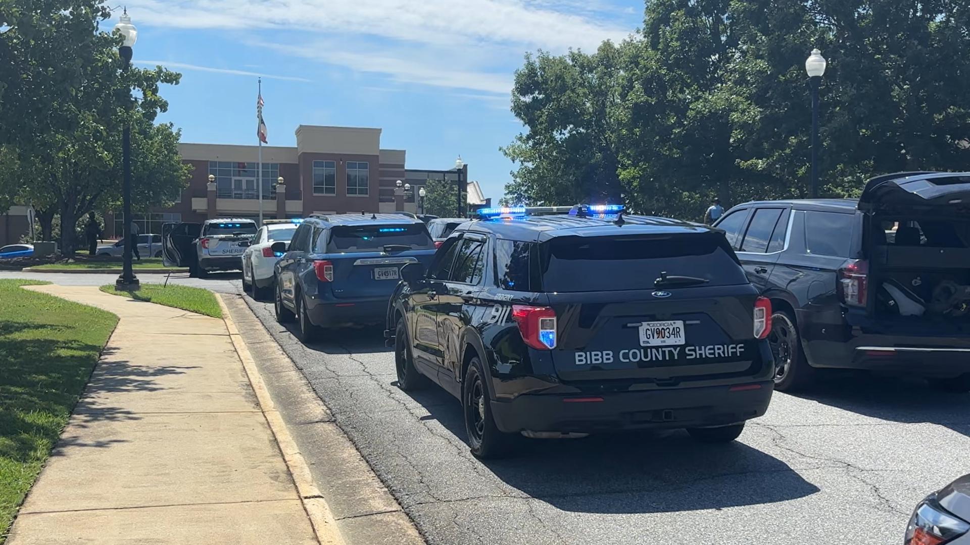 Law enforcement responding to reported 'active shooter' at Macon's ...
