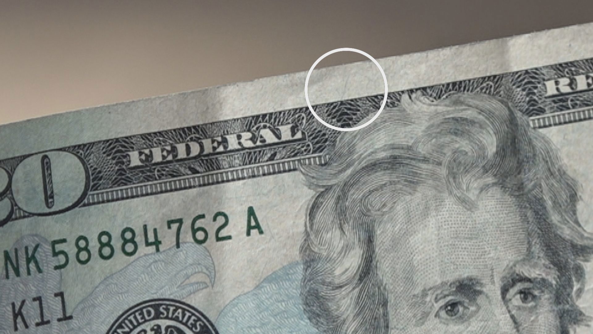 Counterfeit money: Here's how to spot fake cash | 13wmaz.com