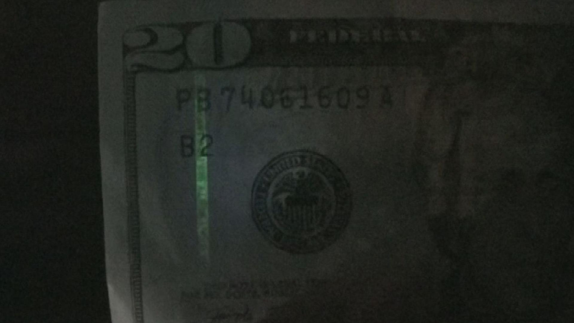 Counterfeit money: Here's how to spot fake cash | 13wmaz.com