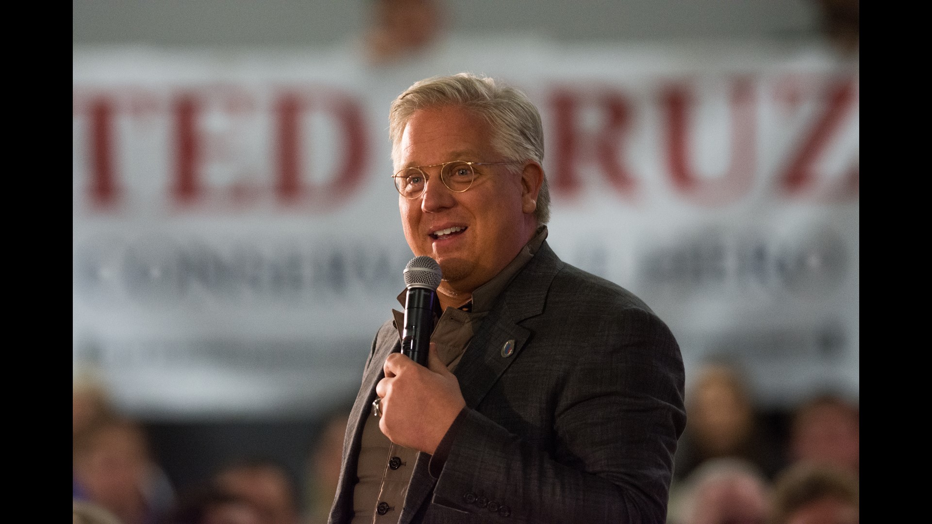'Obama made me a better man,' Glenn Beck tells 'The New Yorker ...