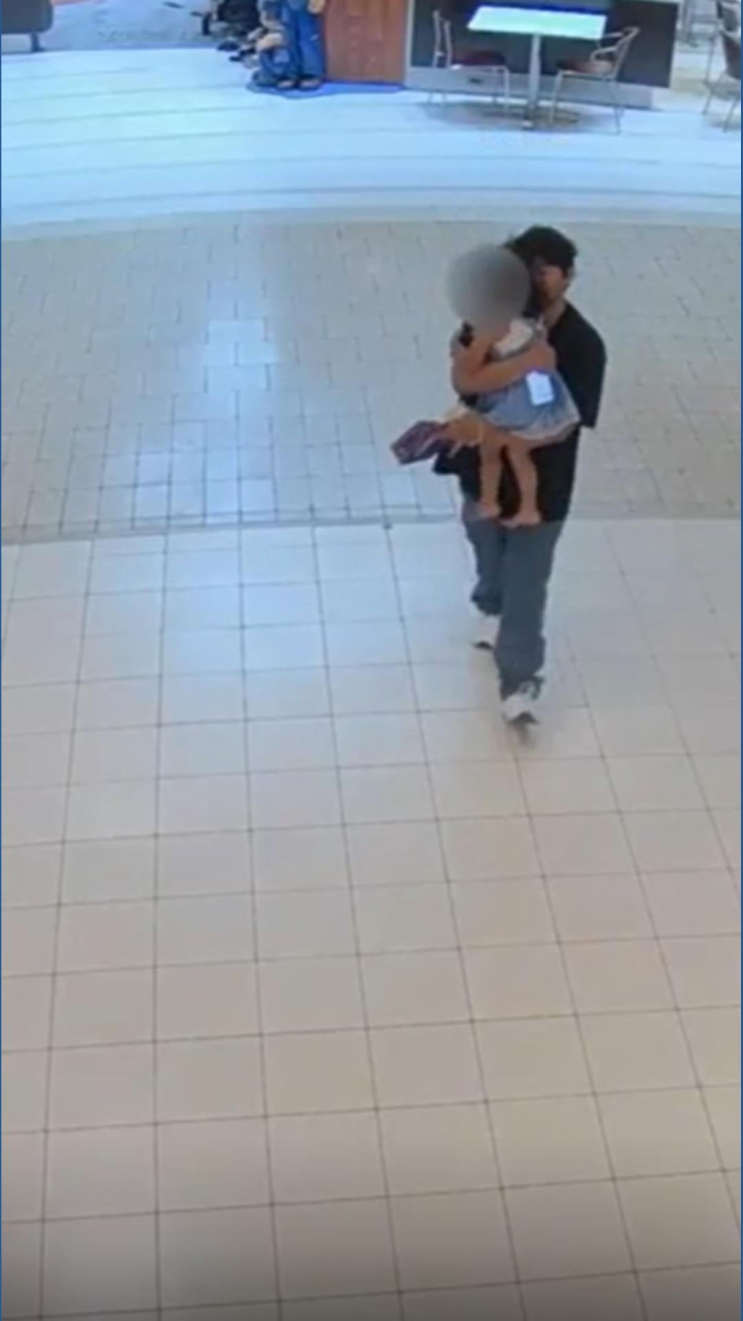 Alleged abduction attempt at Fair Oaks Mall caught on camera | 13wmaz.com