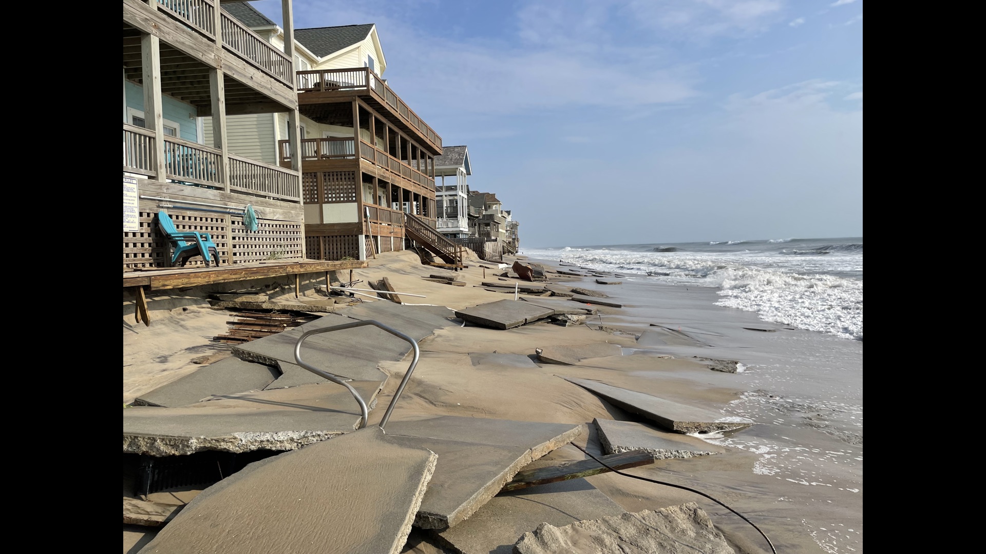 Another Rodanthe house collapses into ocean on OBX | 13wmaz.com