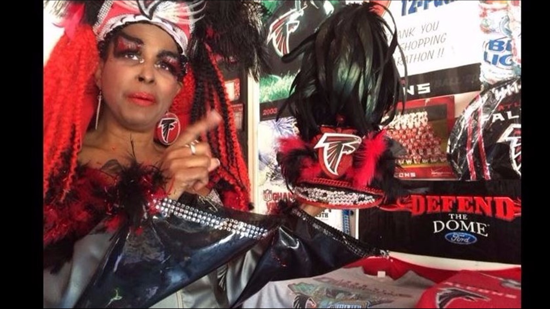 Atlanta Falcons 'BirdLady' Carolyn Freeman | 13wmaz.com