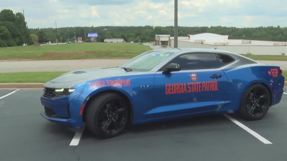 Chase on I-20 in Atlanta, car flips, 3 kids hurt, GSP says | 13wmaz.com