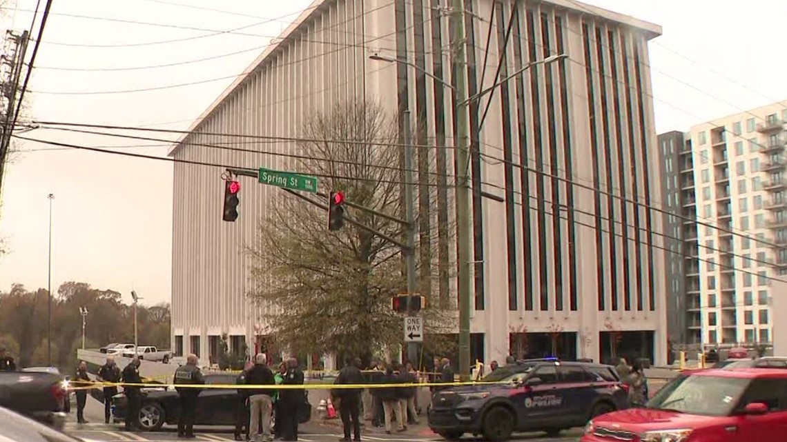 Person sets self on fire in Atlanta outside Israeli Consulate Gen ...