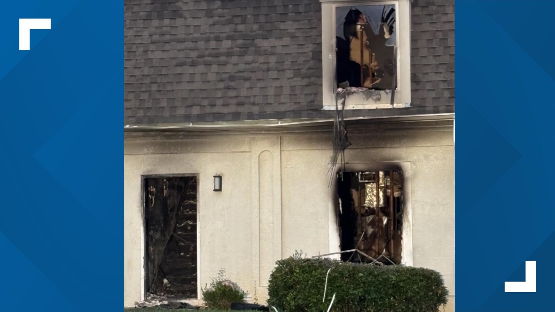 Video of moment The Hills at Fairington apartment fire in DeKalb broke ...