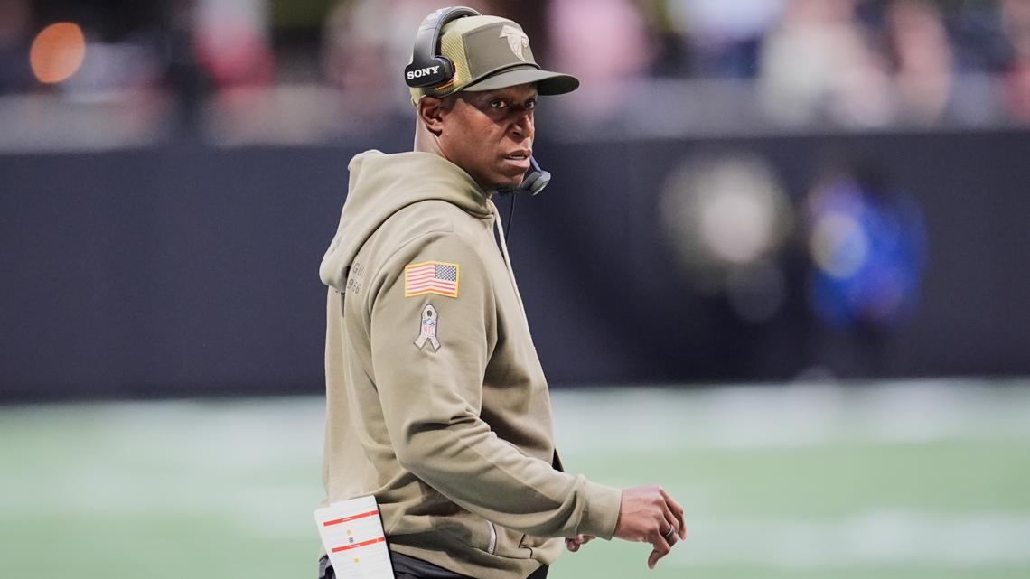 Falcons fans call for Raheem Morris' job after yet another blown lead ...